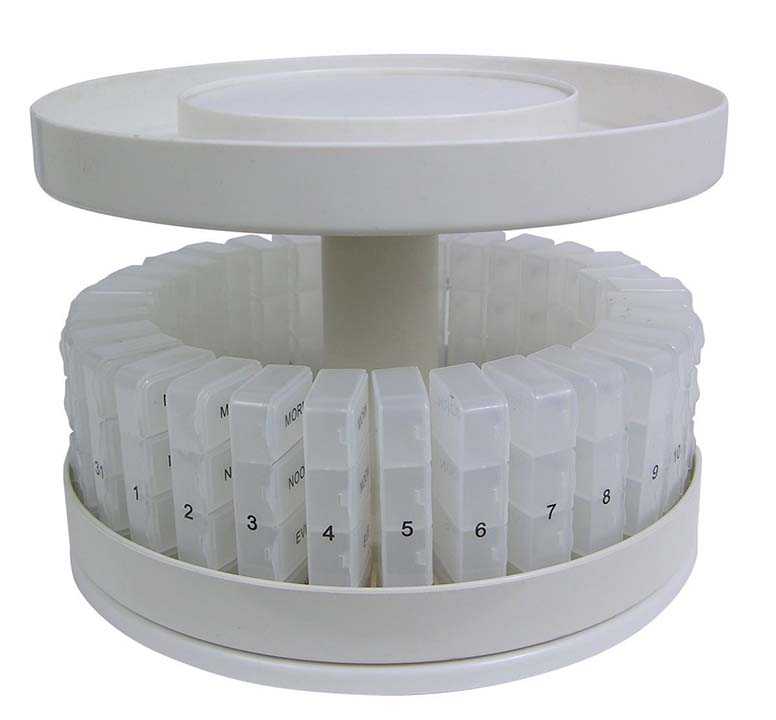 North American Health Care Pill Organizer 31 Pill Holders Rotates 360 ...